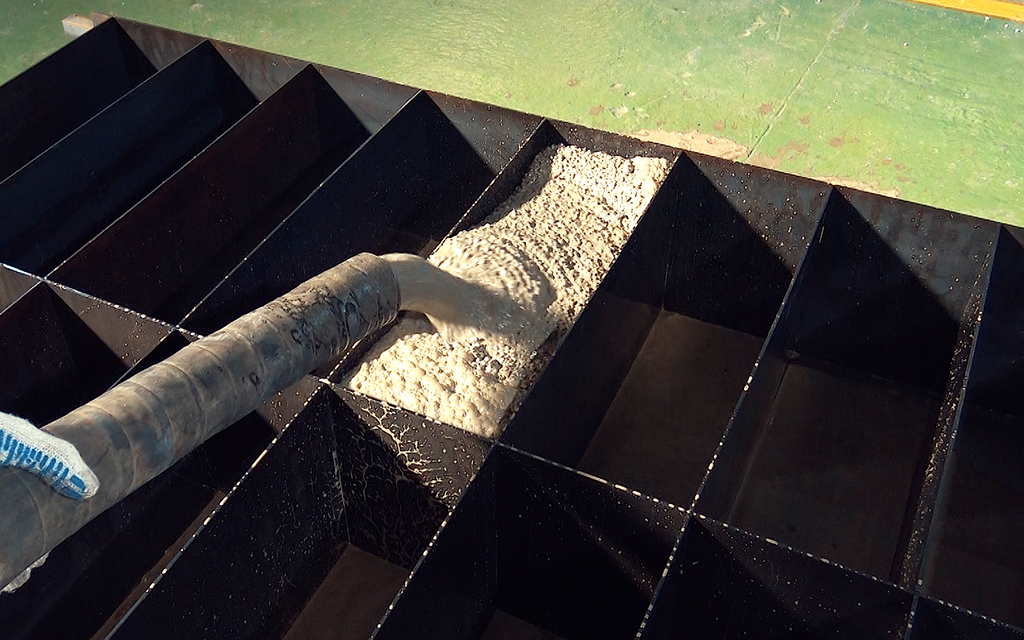 Mobile Polystyrene-concrete unit — AltayBuildMash